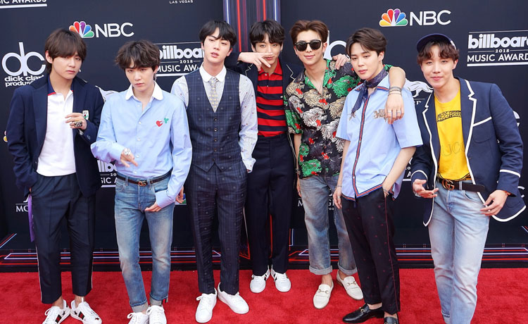 BTS' 'Map of the Soul: Persona' Eyes for No. 1 on Billboard 200 Albums ...